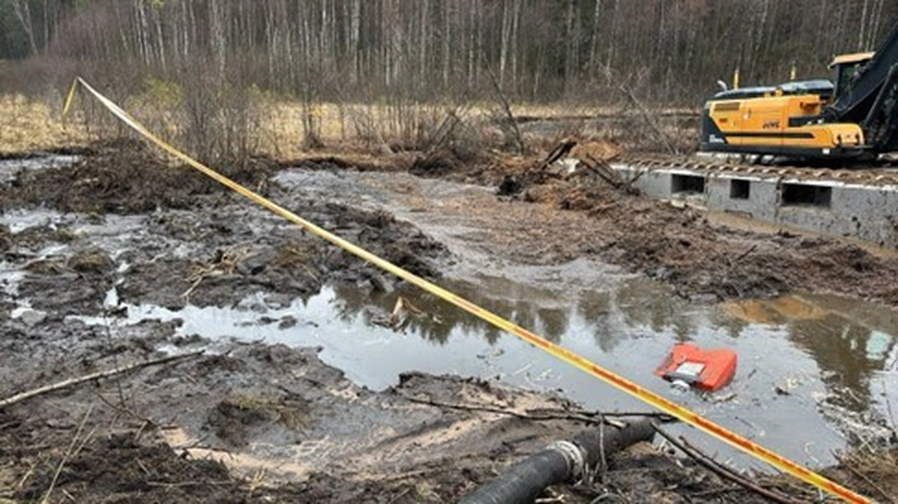 DVIDS - Images - Recovery Efforts Continue at Site of Submerged Vehicle ...