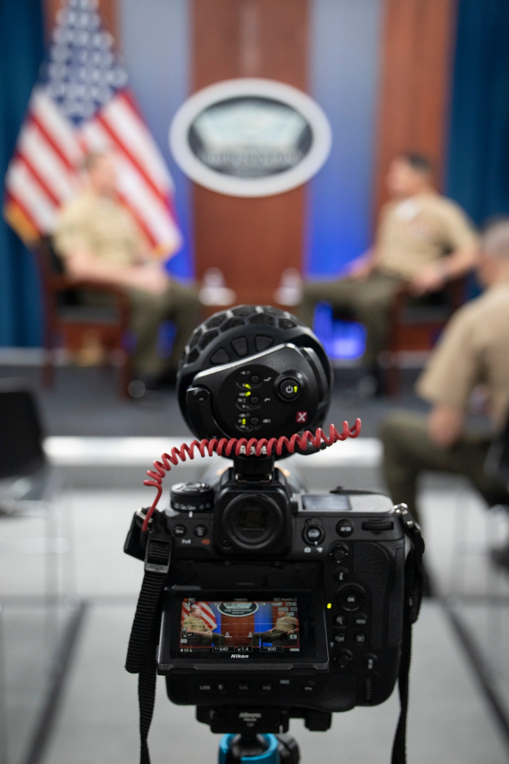 DVIDS - Images - SMMC Ruiz, SD Hegseth, MoH Recipient Meyer participate in reenlistment day ...