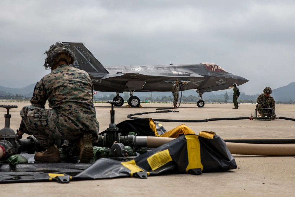 DVIDS - Images - U.S. Marines fuel F-35s at Gwangju Air Base [Image 5 of 9]
