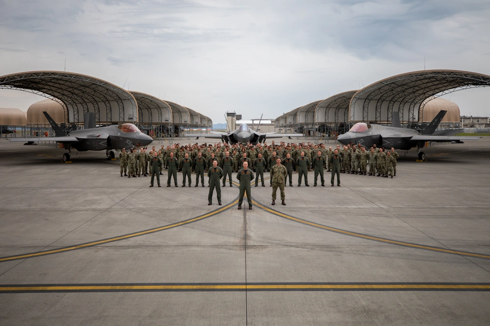 DVIDS - Images - VFA-147 wins the Clarence Wade McClusky award [Image 2 of 3]