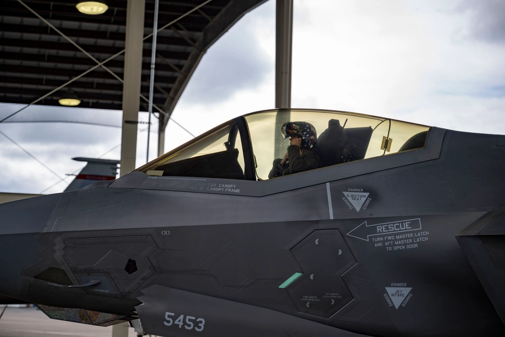 DVIDS - Images - F-35A Demonstration Team Arrives at Oregon ...
