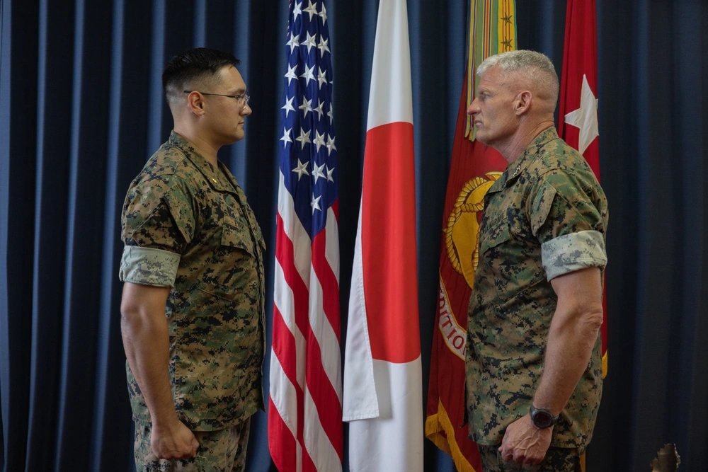 DVIDS - Images - Major Evers Receives Navy and Marine Corps Achievement ...
