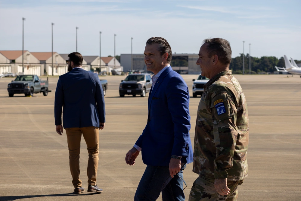 DVIDS - Images - U.S. Secretary of Defense Pete Hegseth visits Fort ...