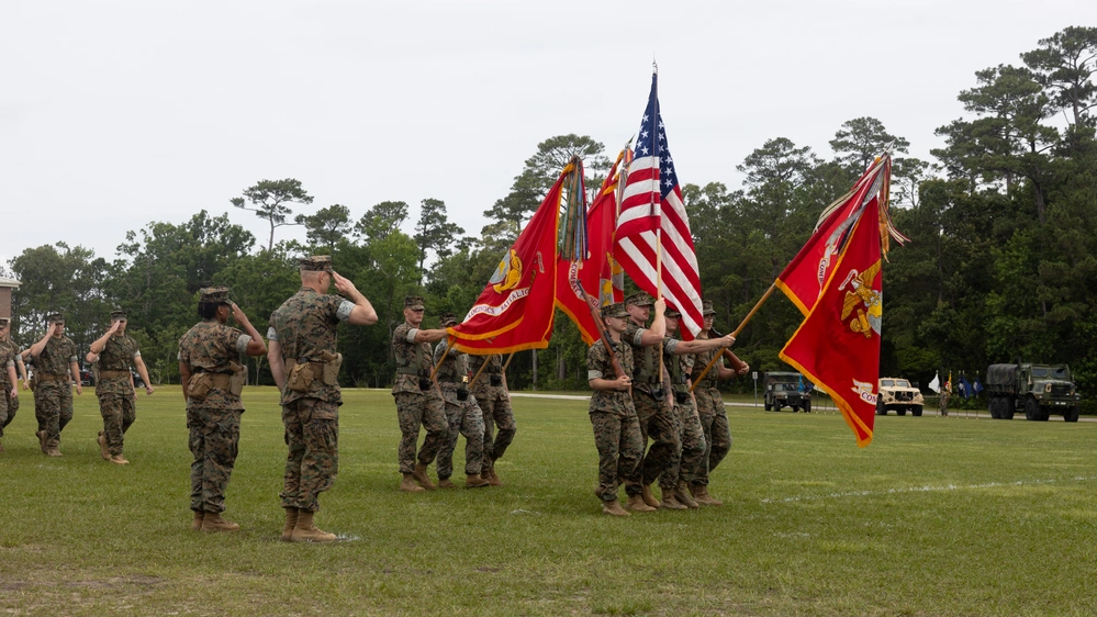 DVIDS - Images - Combat Logistics Regiment 27 Change of Command ...