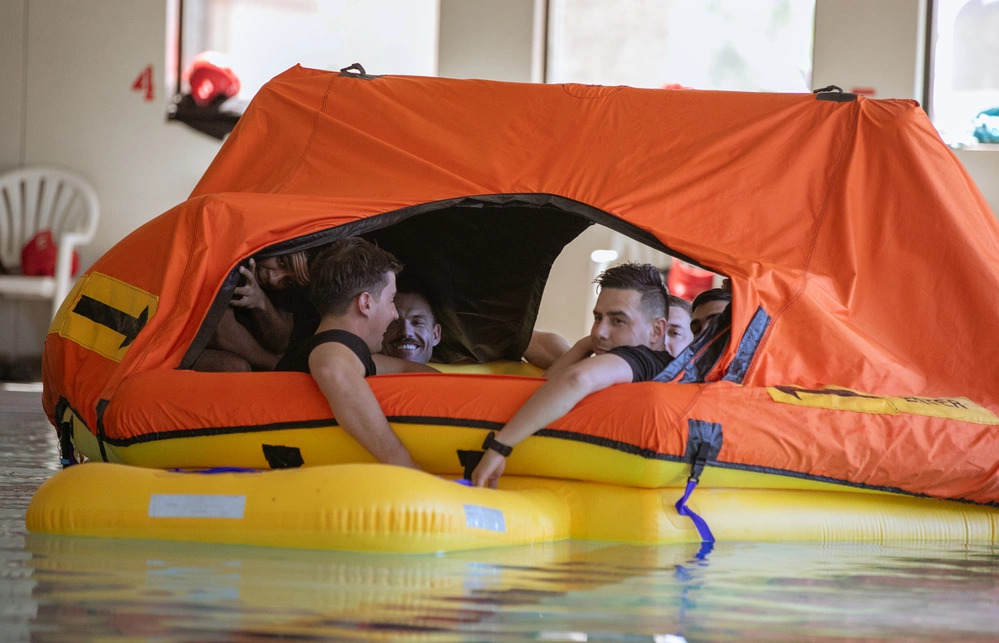 DVIDS - Images - Bravo Company, 2-285th Aviation Regiment conducts ...