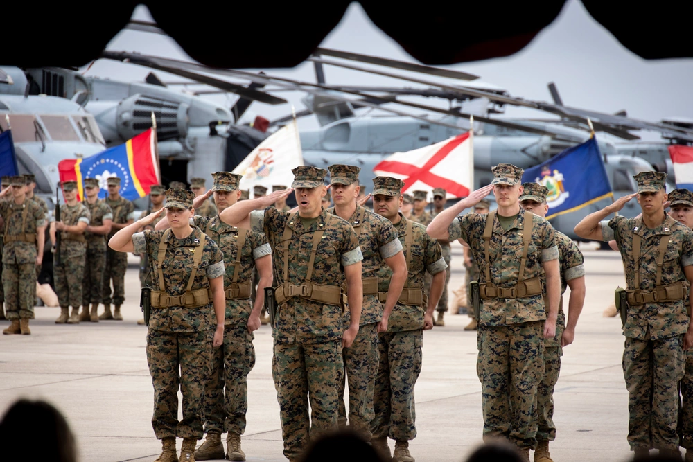 DVIDS - Images - HMH-465 Change of Command [Image 7 of 15]