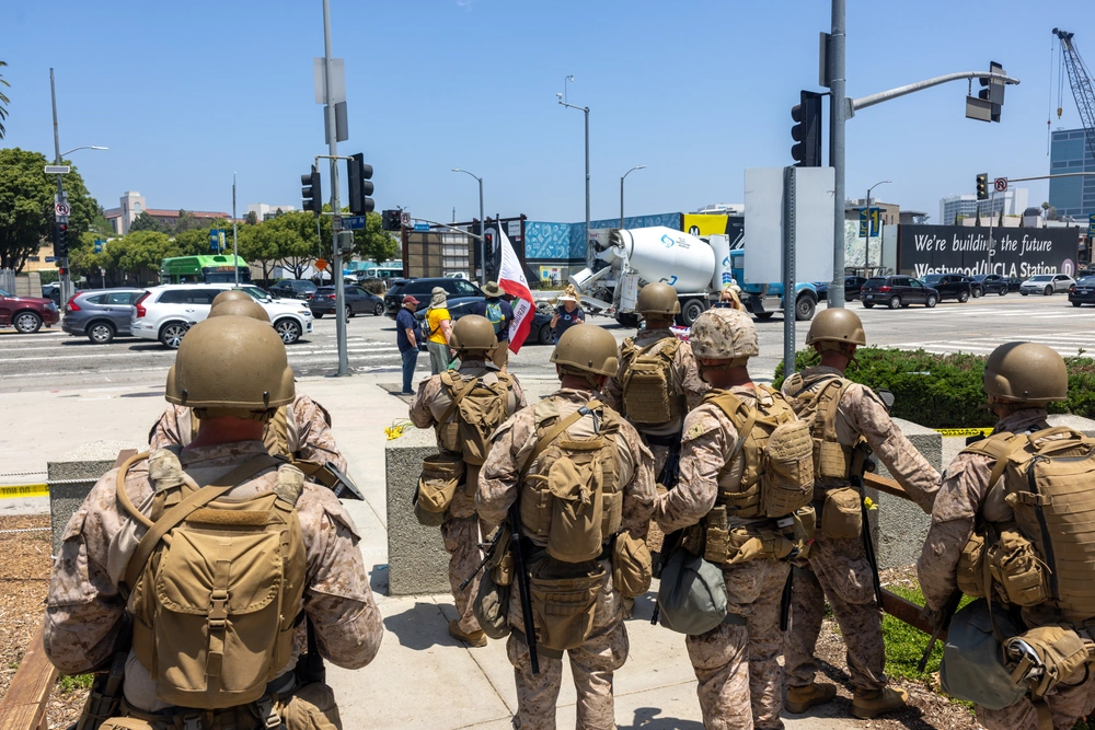 DVIDS - Images - U.S. Marines, California Army National Guard stand ...