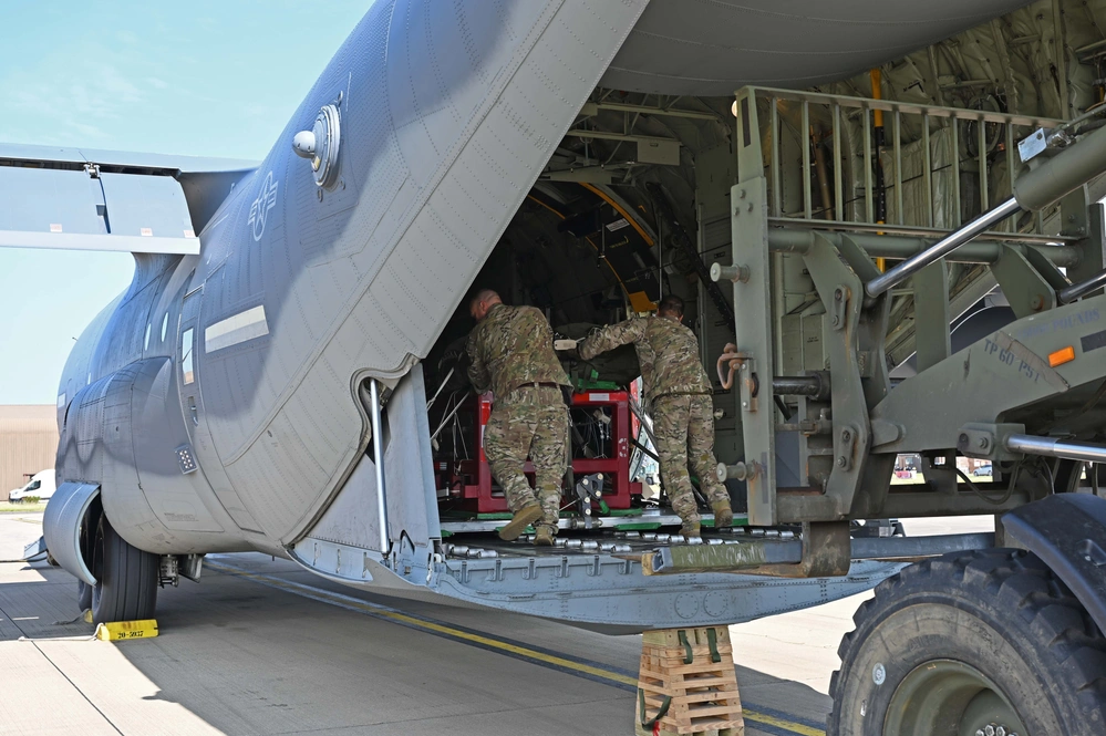 DVIDS - Images - 352nd Loadmasters prepare for flight [Image 3 of 4]