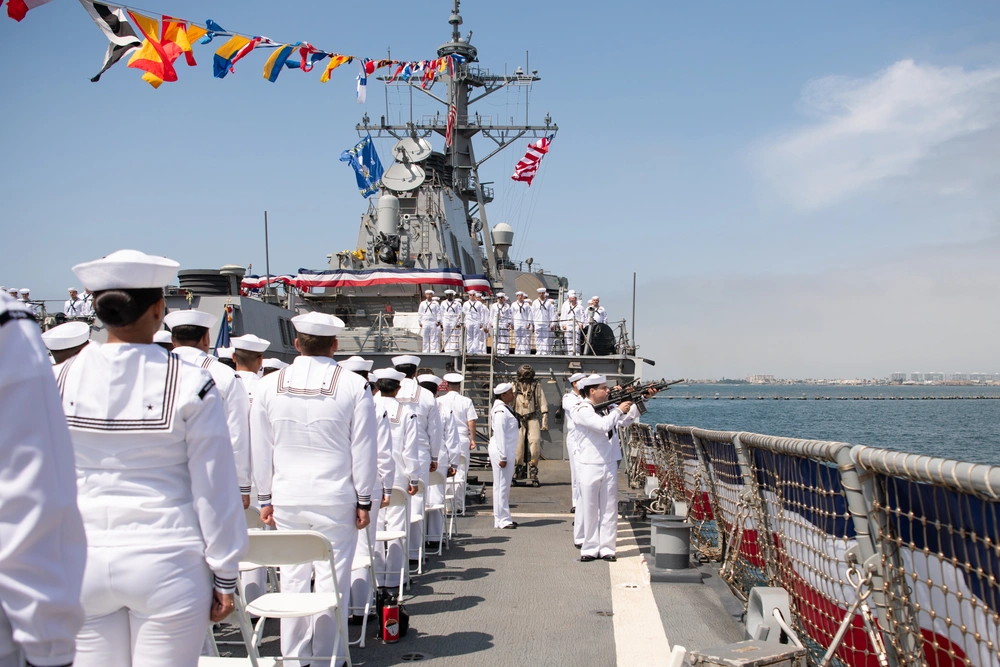 DVIDS - Images - USS Stethem observes namesake memorial ceremony [Image ...