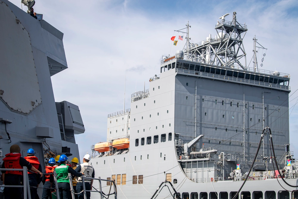 DVIDS - Images - USS Higbee conducts replenishment-at-sea [Image 3 of 6]