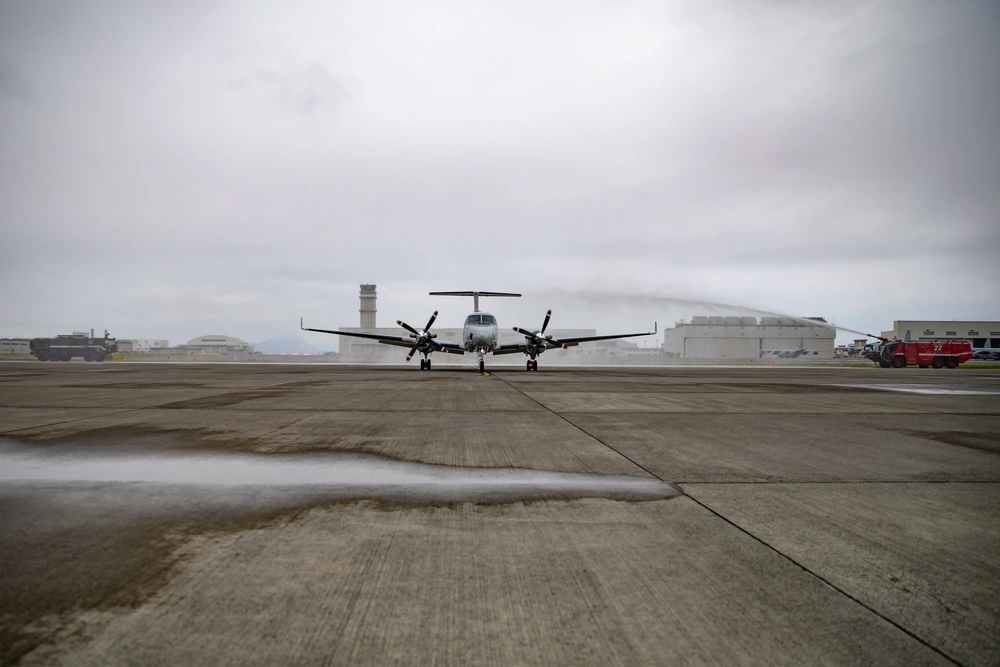 DVIDS - Images - MCAS Iwakuni CO conducts final flight [Image 1 of 12]