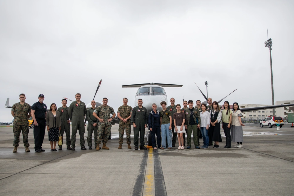 DVIDS - Images - MCAS Iwakuni CO conducts final flight [Image 11 of 12]