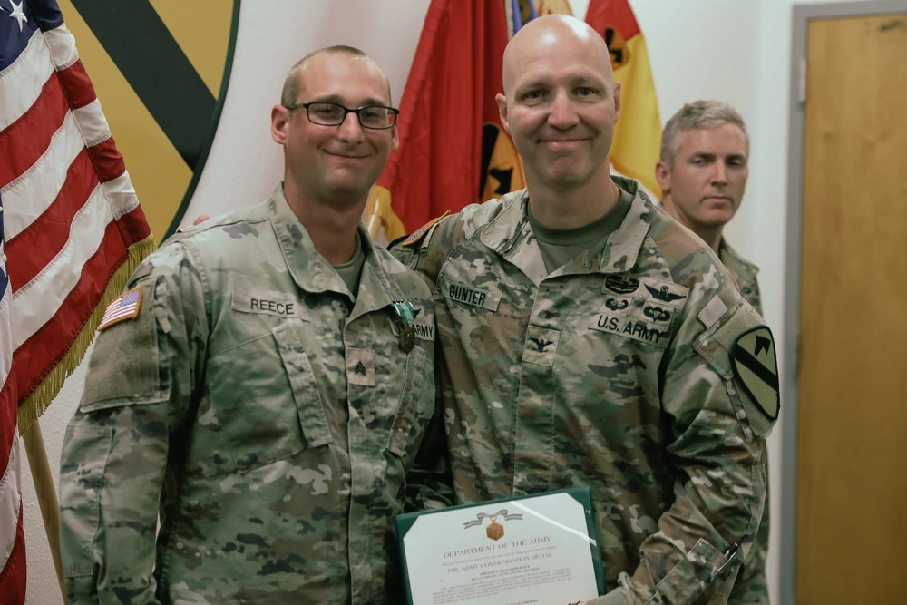 DVIDS - Images - Air Cav Soldiers from 2-227 Aviation Regiment are recognized during an award ...
