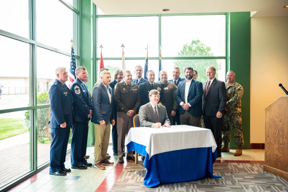 DVIDS - Images - Governor Tate Reeves Ceremoniously Signs Senate Bill ...