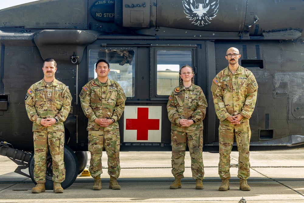 DVIDS - Images - Fort Bragg All American DUSTOFF performs first in-flight prehospital blood ...