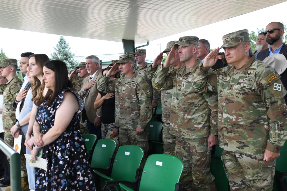 DVIDS - Images - U.S. Army Garrison Fort Carson Change of Responsibility Ceremony [Image 4 of 16]