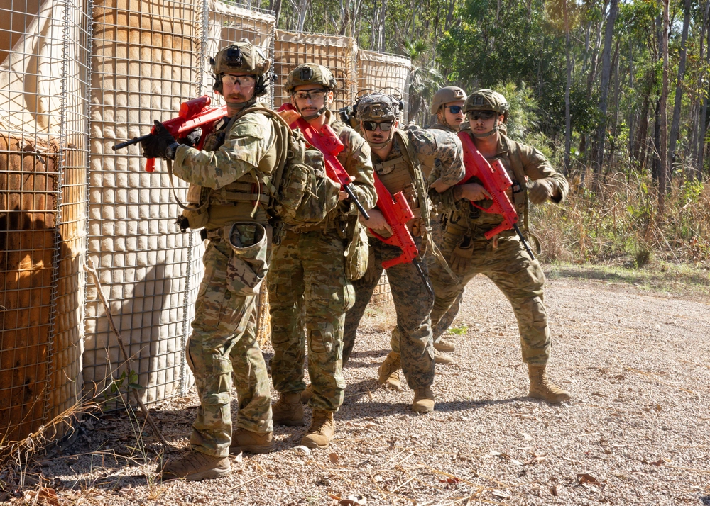 DVIDS - Images - MRF-D 25.3, 1HB, RAR participate in TCCC CLS course ...