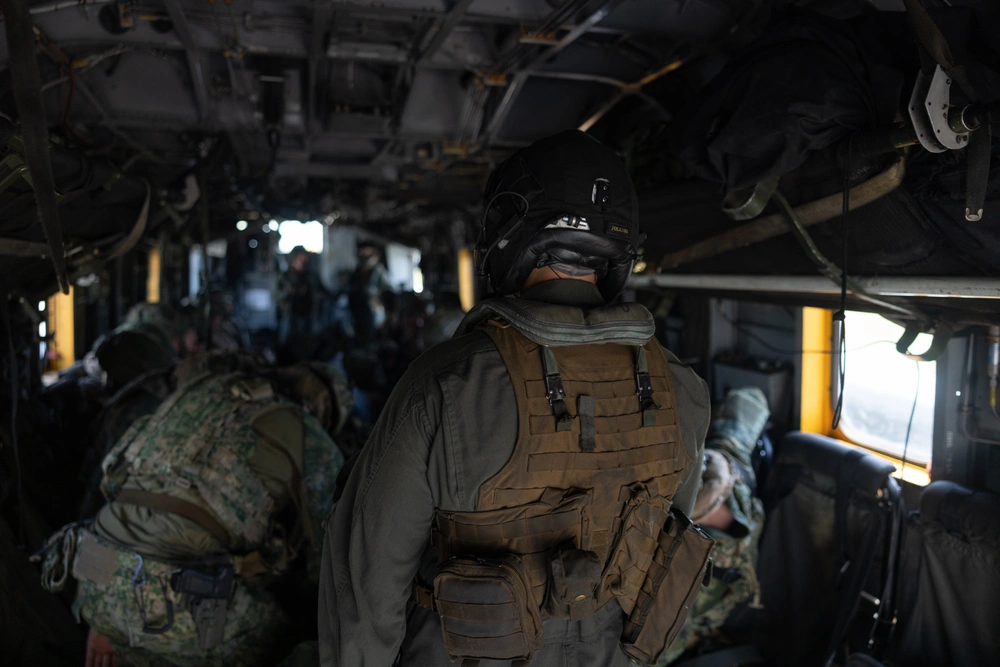 DVIDS - Images - HMH-464 transports Royal Netherlands Marines during Atlantic Alliance 25 [Image ...