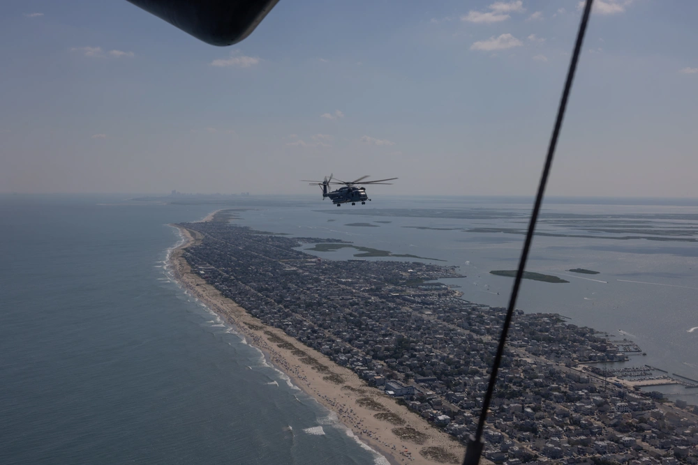DVIDS - Images - HMH-464 transports Royal Netherlands Marines during Atlantic Alliance 25 [Image ...
