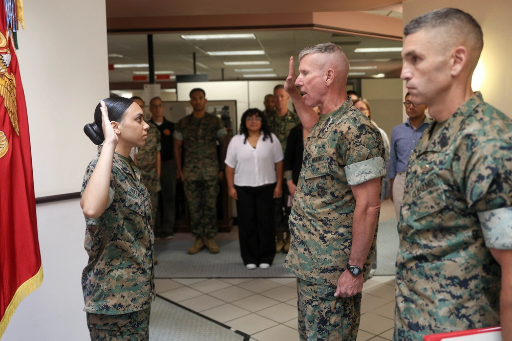 DVIDS - Images - Commandant of the Marine Corps Meritoriously Promotes ...