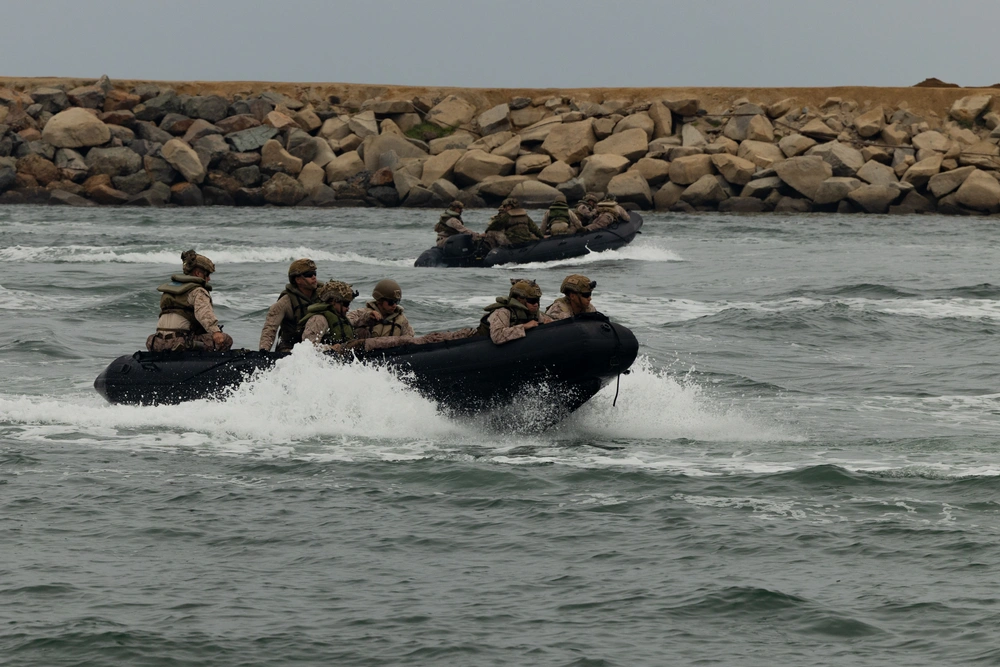 DVIDS - Images - V31 conducts EOTG Boat Raid Course [Image 9 of 17]