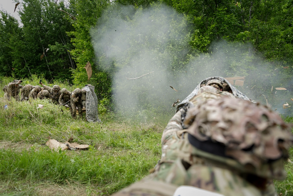 DVIDS - Images - South Dakota Army National Guard conducts urban ...