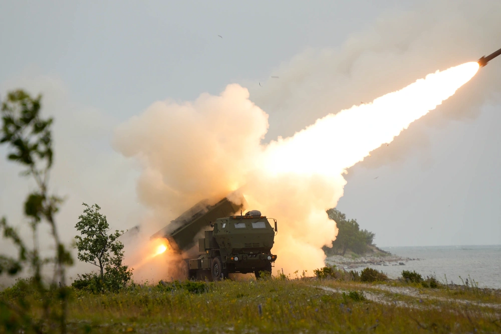 DVIDS - Images - First HIMARS live-fire marks milestone for Estonia [Image 2 of 6]