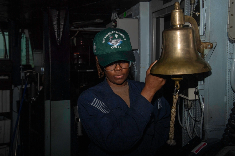 DVIDS - Images - USS Theodore Roosevelt Departs San Diego [Image 6 of 13]