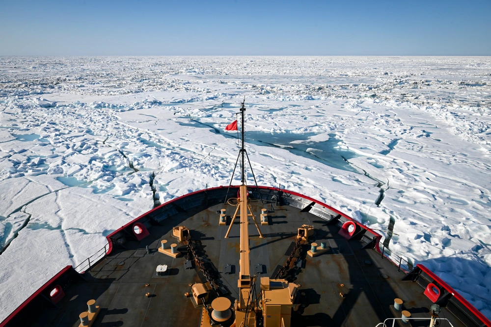 DVIDS - Images - U.S. Coast Guard Cutter Healy arrives in the Arctic to ...