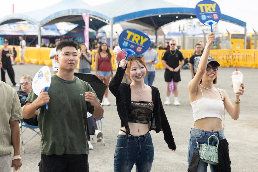 DVIDS - Images - U.S. Marines and local Japanese residents participate ...