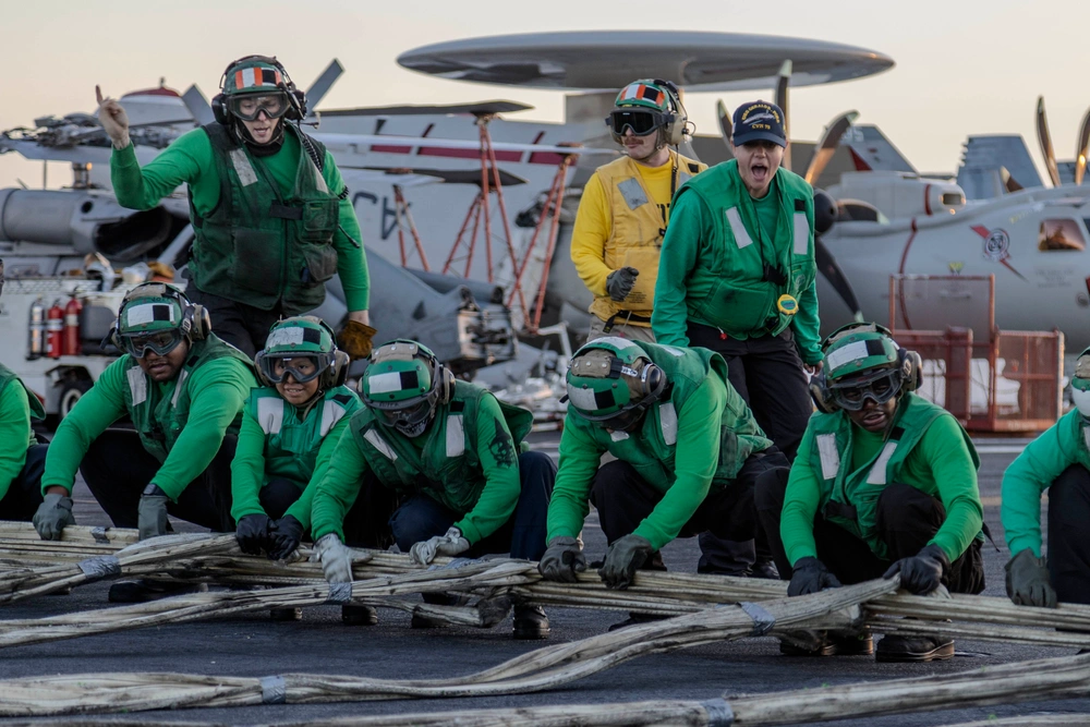 DVIDS - Images - USS Gerald R. Ford (CVN 78) Conducts Flight Deck ...