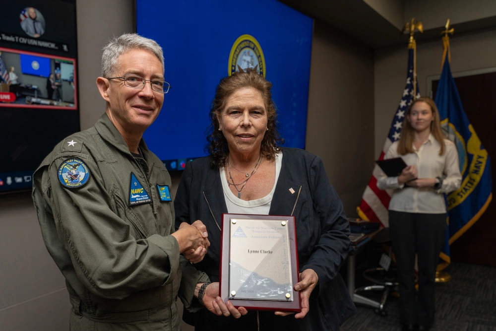 DVIDS - Images - NAWCWD inducts 18 into Fellows Program [Image 1 of 7]