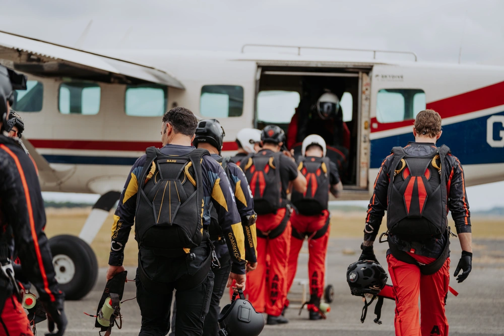 DVIDS - Images - U.S. and British Army Parachute Teams Execute First ...