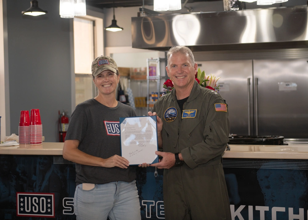 DVIDS - Images - CNATRA Honors USO South Texas' Ann Chesnut for ...