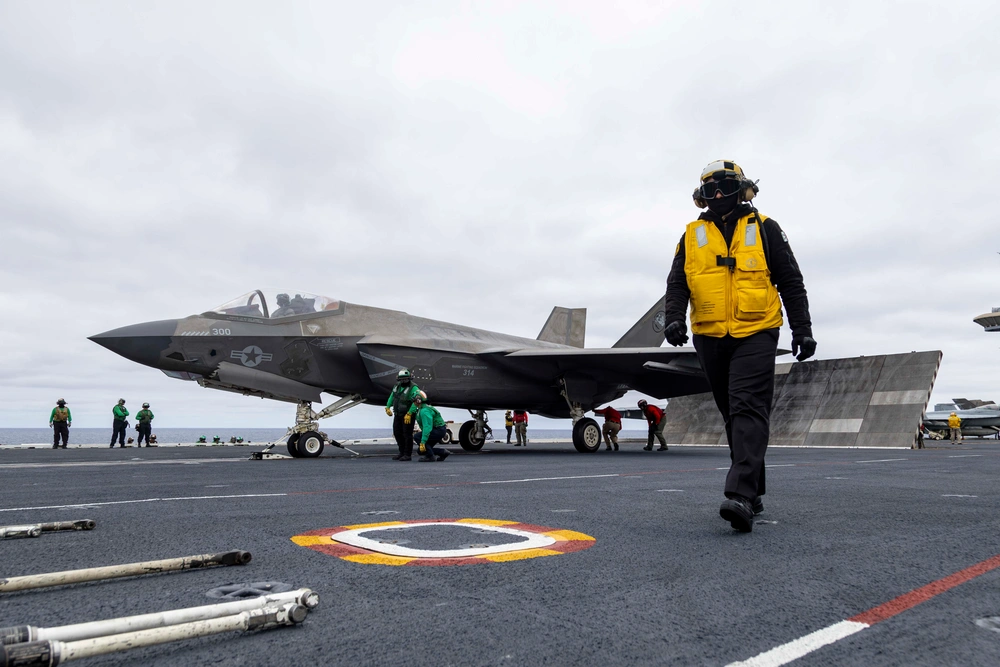 DVIDS - Images - Abraham Lincoln conducts flight operations [Image 5 of 5]