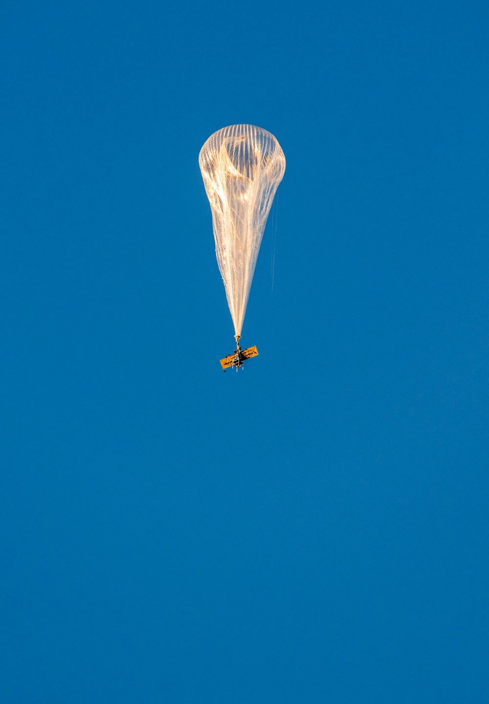 DVIDS - Images - Aerostar launches high-altitude balloon during Arctic ...