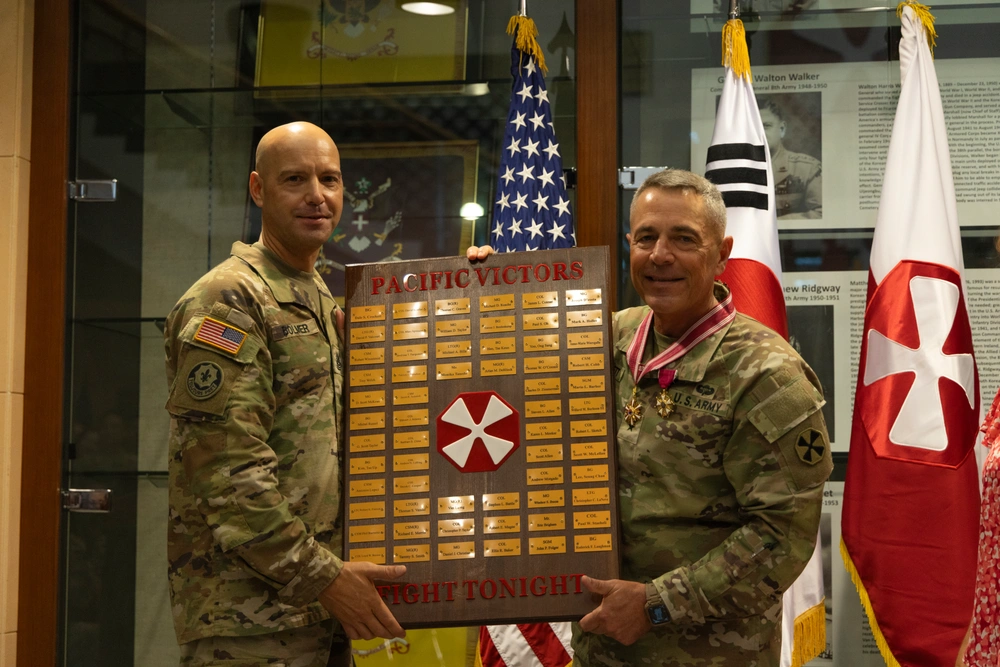 DVIDS - Images - BG Sean Crockett End of Tour Ceremony [Image 3 of 5]