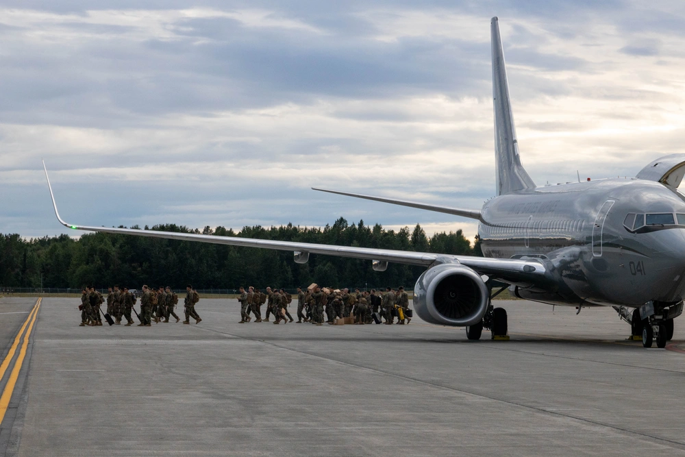 DVIDS - Images - U.S. Marine Corps C-40A delivers equipment, personnel ...