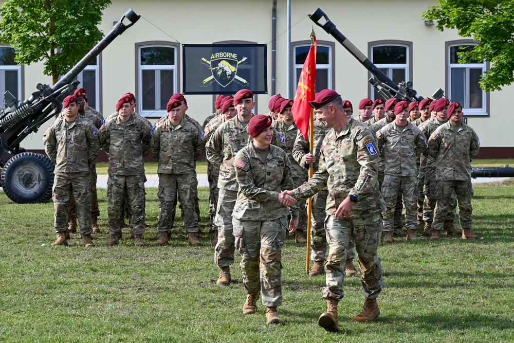 DVIDS - Images - Bull Battery 4-319th Change of Command [Image 16 of 16]