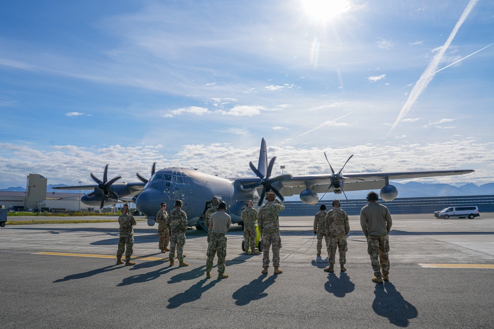 DVIDS - Images - Arctic Edge 25: 27 SOW performs FARP with F-35B ...