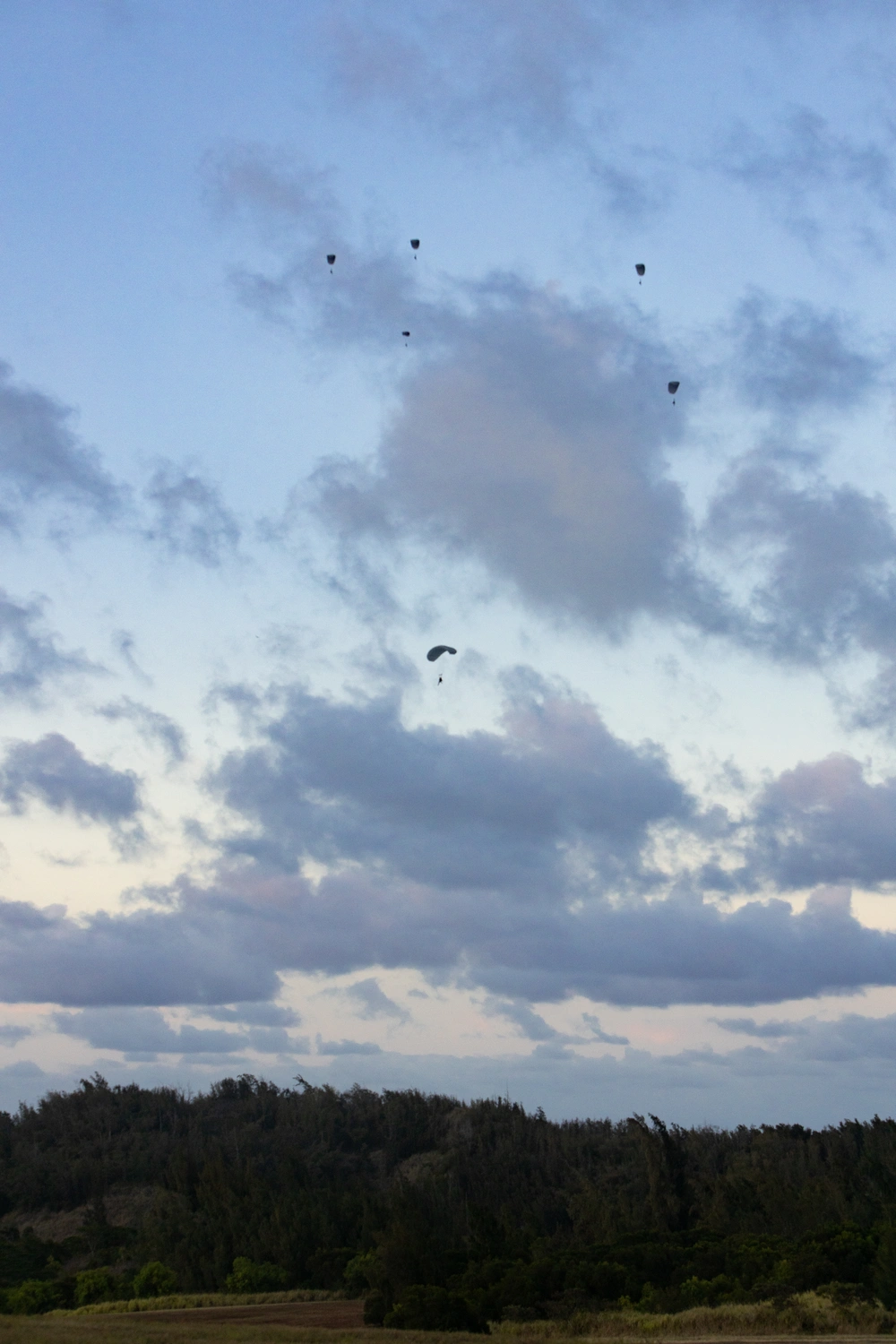 DVIDS - Images - U.S. Marines With 4th Recon Conduct Parachute ...