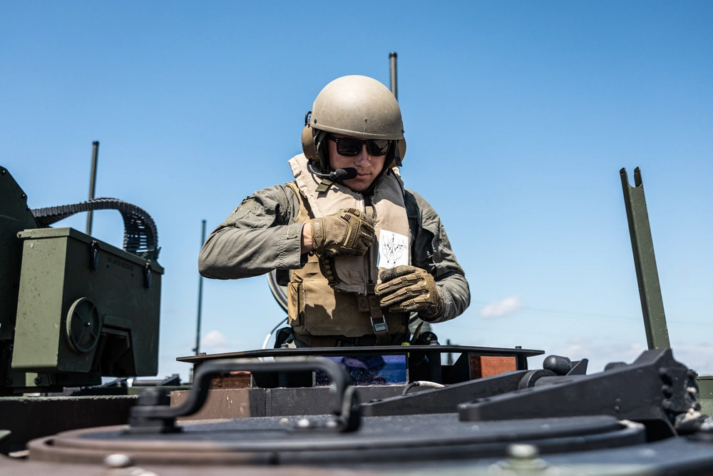 DVIDS - Images - 2nd AA BN ACV Surf Ops [Image 3 of 8]