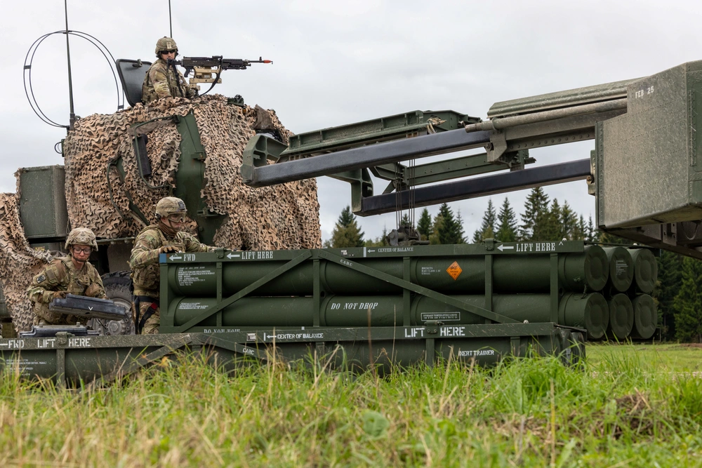 DVIDS - Images - U.S. Army Soldier prepares to conduct the Artillery Table VI live fire [Image 2 ...