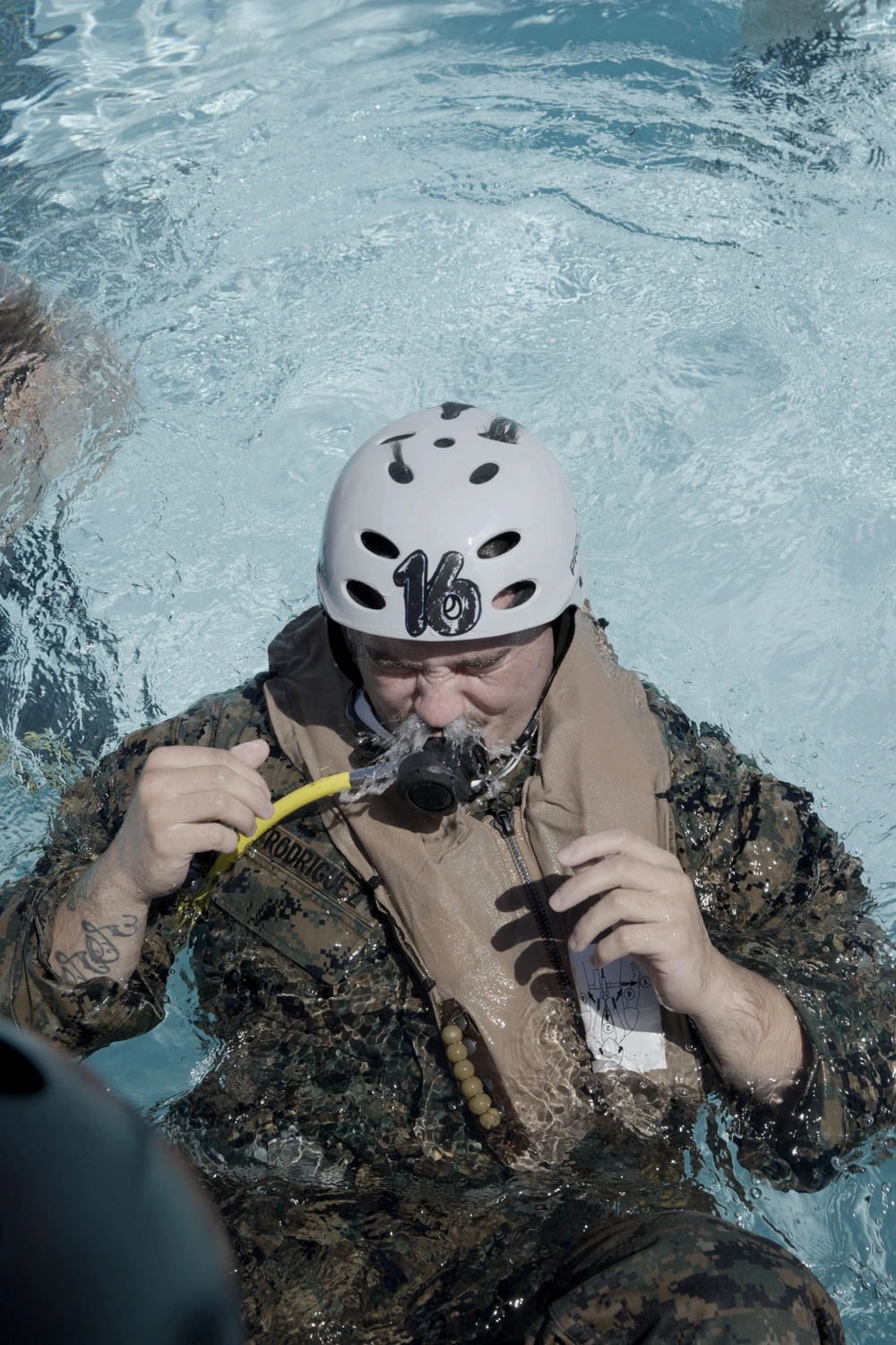 DVIDS - Images - 11th MEU Marines participate in Underwater Egress ...
