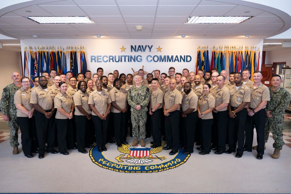 DVIDS - Images - Recruiting Nation Chief Petty Officer Selects Visit ...