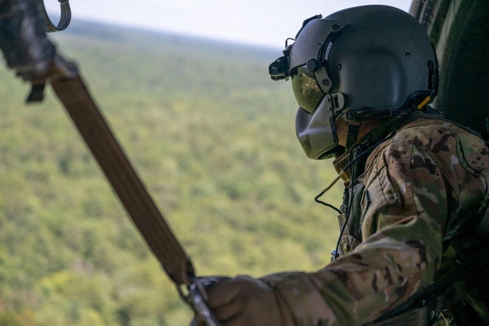 DVIDS - Images - Green Berets and National Guard conduct helicopter ...