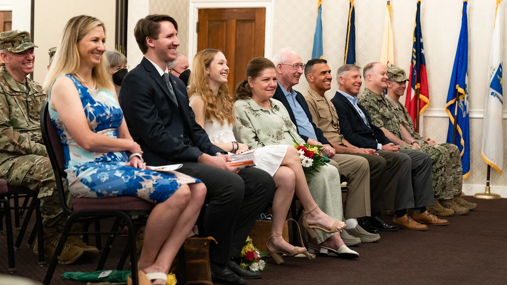 DVIDS - Images - 7th Signal Command (Theater) Change of Command [Image ...