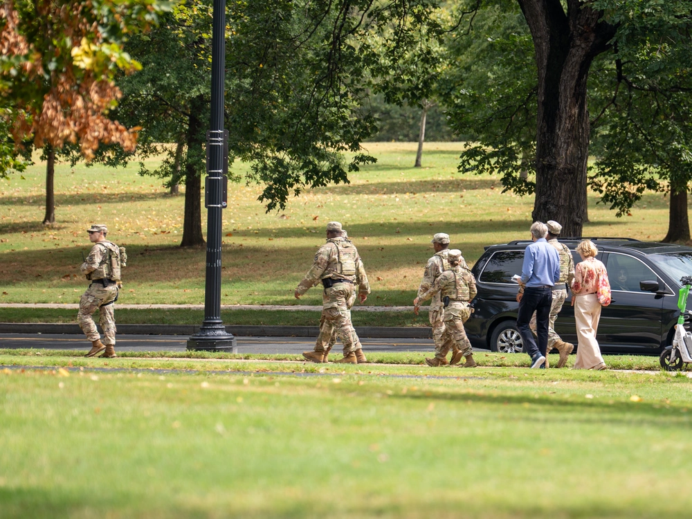 DVIDS - Images - Task Force Magnolia patrolling National Mall [Image 3 ...