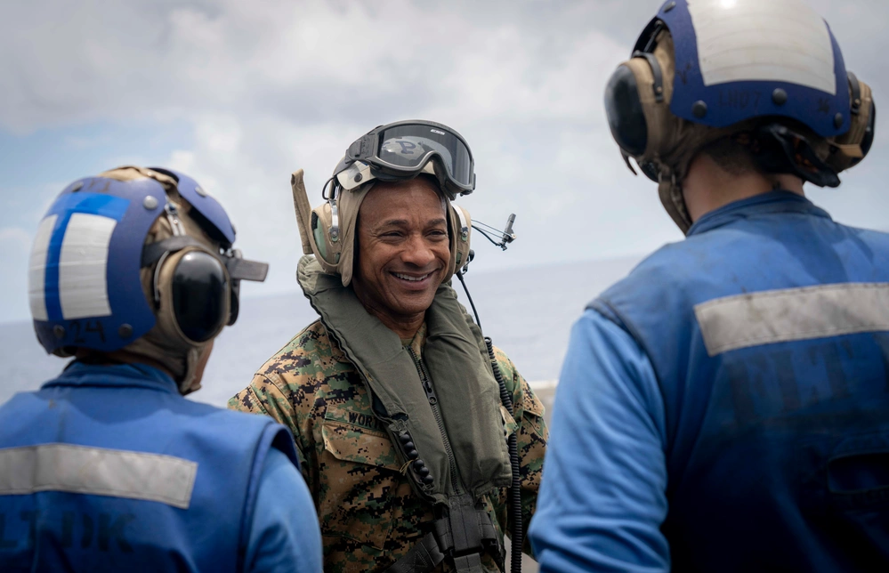 DVIDS - Images - CJCS on USS Iwo Jima [Image 39 of 71]