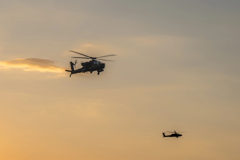 DVIDS - Images - 1st Armored Division AH-64 Apache Crews Conduct Deep ...